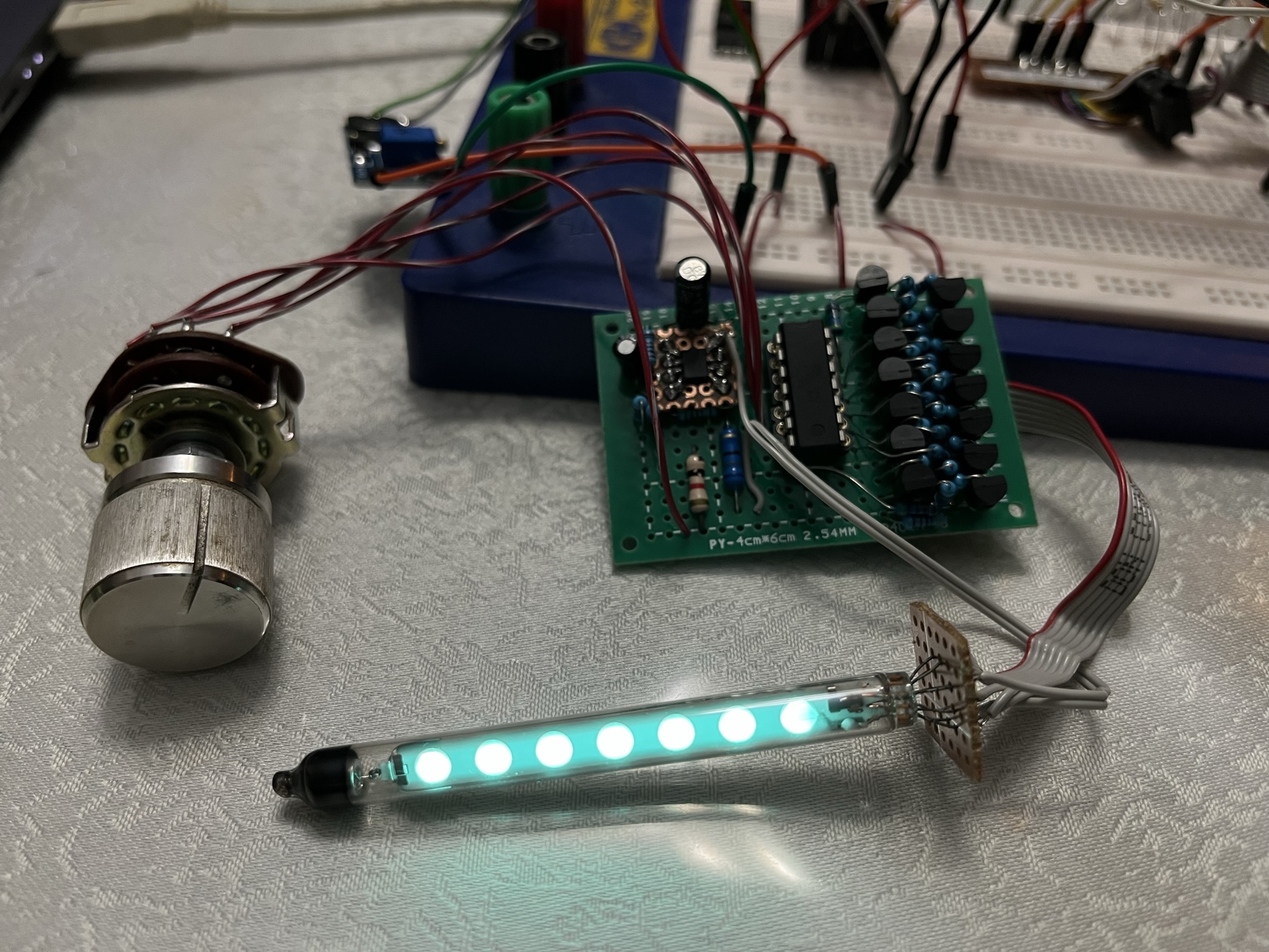 VFD Night Light with Attiny84 - Electroagenda