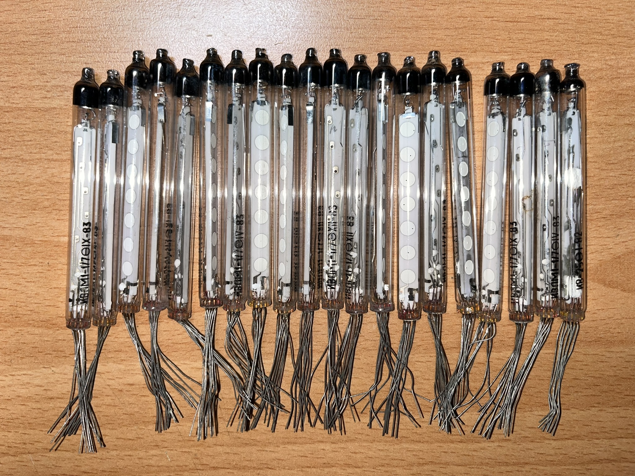 VFD Night Light with Attiny84 - Electroagenda